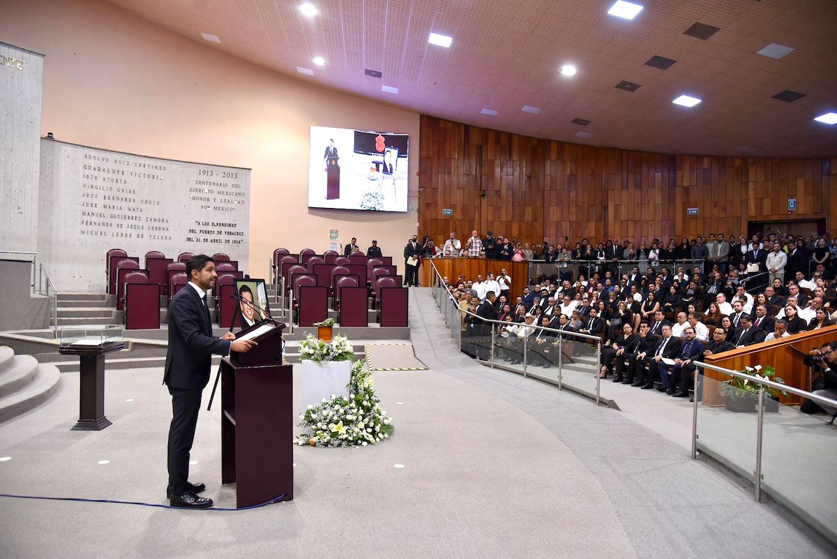 Familiares y amigos de Fidel Herrera avalan su trayectoria
